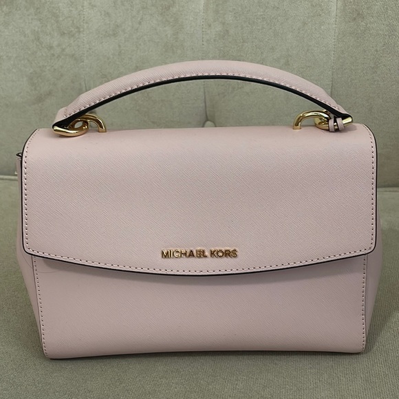 Michael Kors | Bags | Michael Kors Ava Small | Poshmark